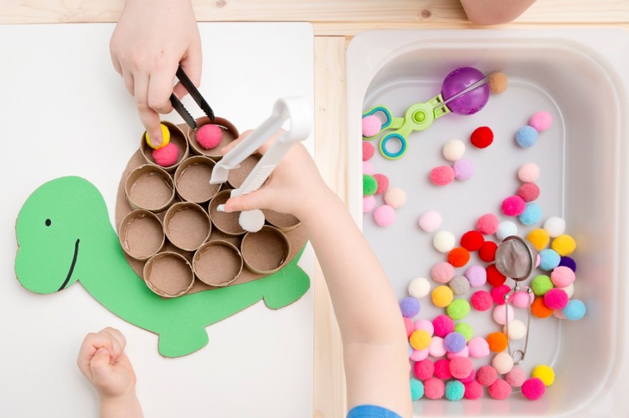 Latih Kemampuan Sensorik Anak Sejak Dini dengan Tips-tips Ini